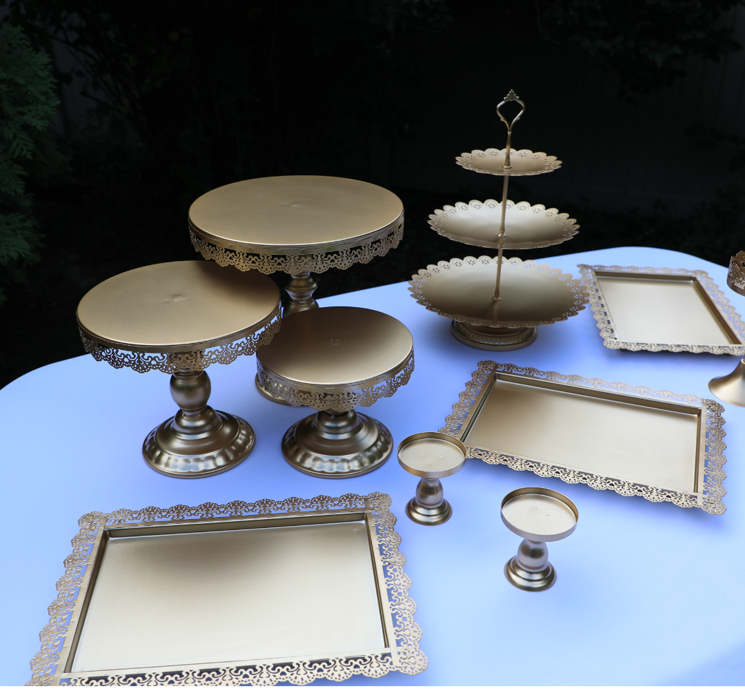 12 Piece Gold Cake Set + Treat Set – Infinity Events & Decor
