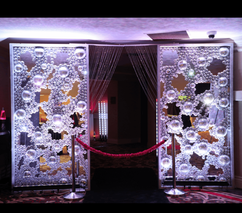 Disco Ball Mirrored Wall – Infinity Events & Decor